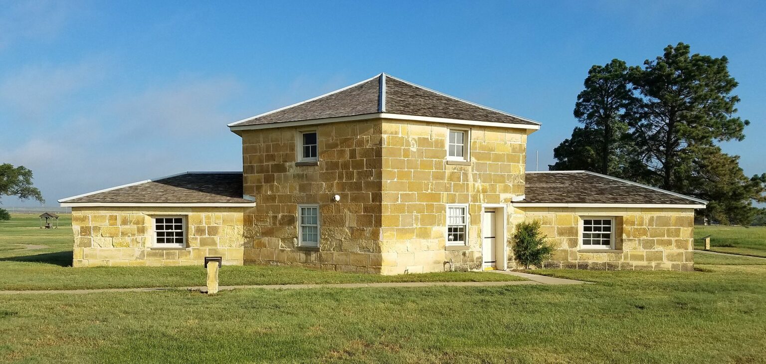 10 Historic Forts in Kansas: Guardians of the Western Frontier ...