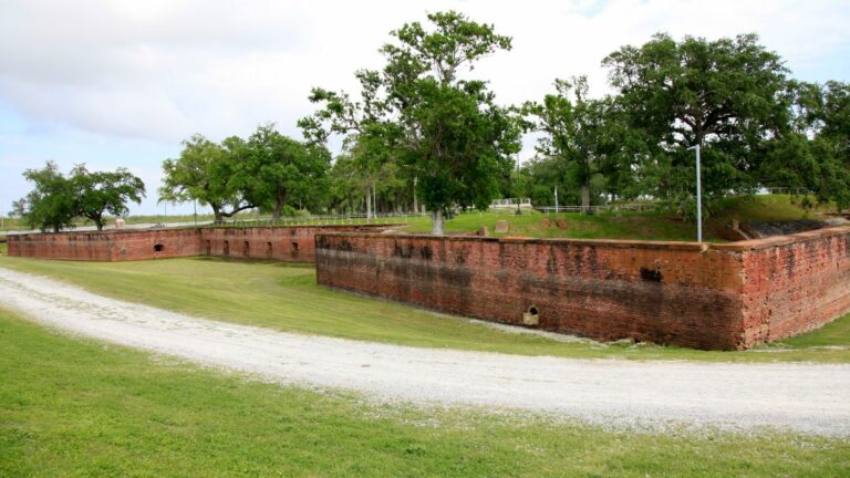 10 Historic Forts in Louisiana: The Amazing Past of the Bayou State